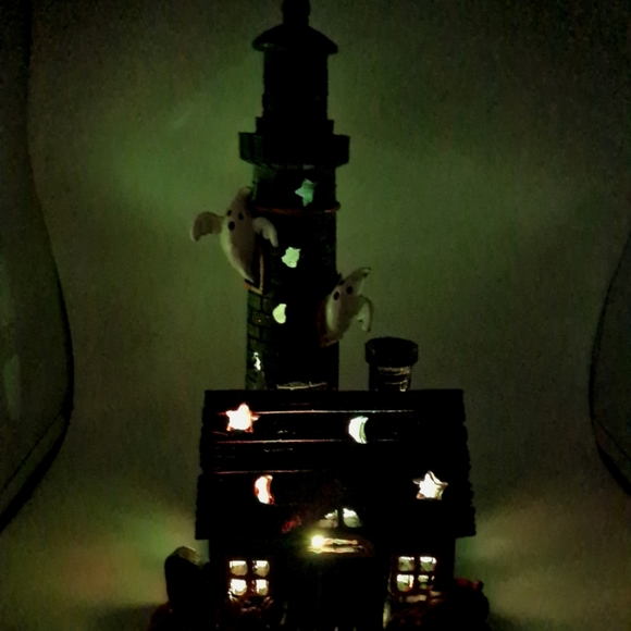 Transpac | Holiday | Haunted Light House Halloween Ghost Light Up ...